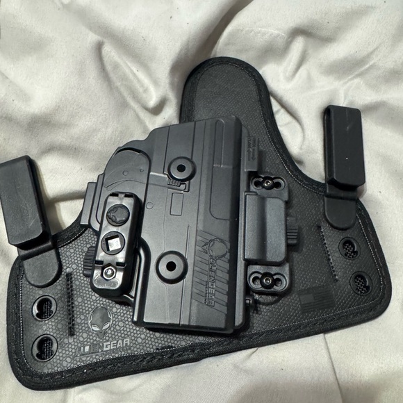 alien gear | Accessories | Alien Gear Shape Shifter 4 Iwb Holster ...